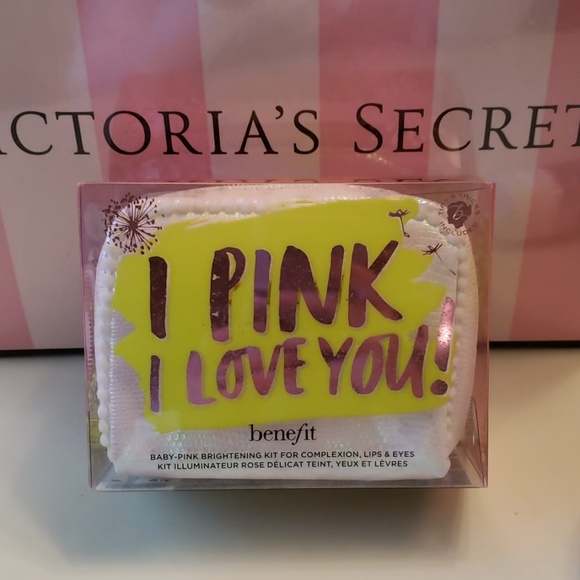 NIB BENEFIT I PINK I LOVE YOU KIT! - www.crlawcollege.com